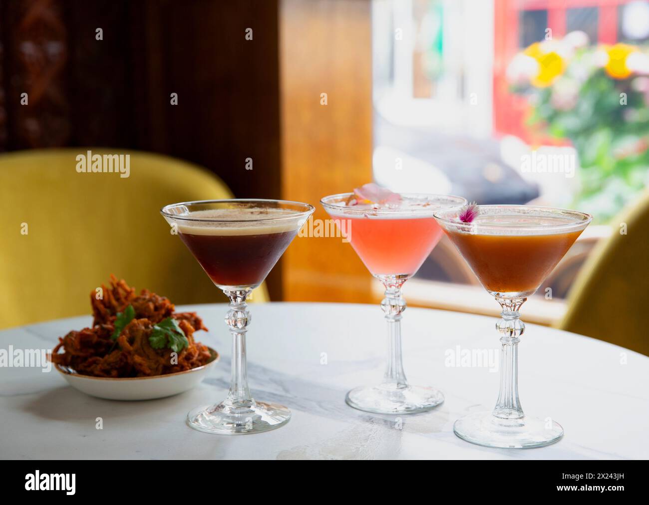 Martinis hi-res stock photography and images - Alamy