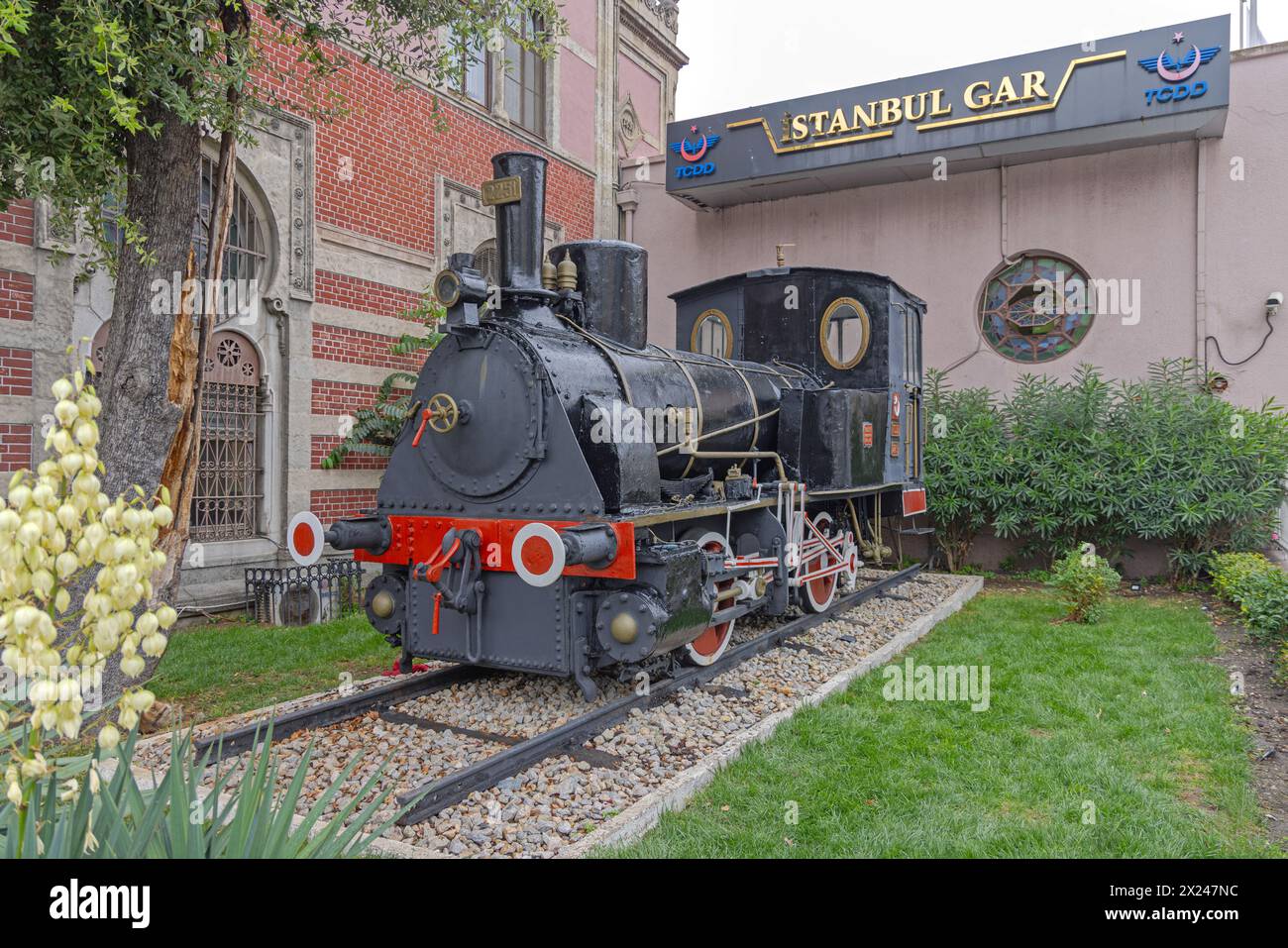 Istanbul, Turkey - October 18, 2023: Historic Orient Express Locomotive ...