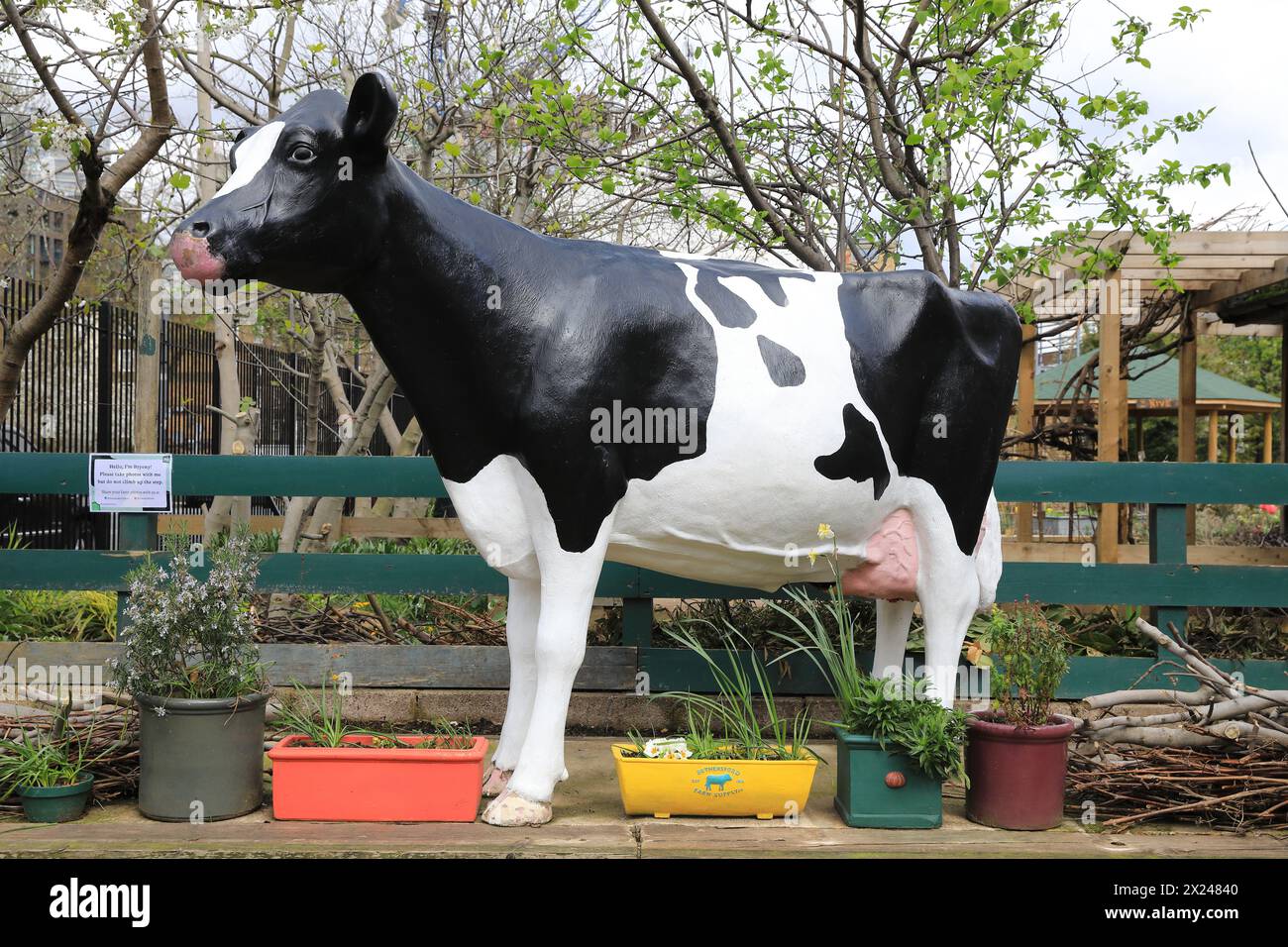 Vauxhall City Farm, one of the oldest and most central city farms, in ...
