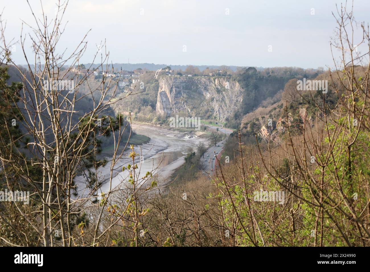 The Avon River Gorge running through a limestone ridge in Bristol Stock ...