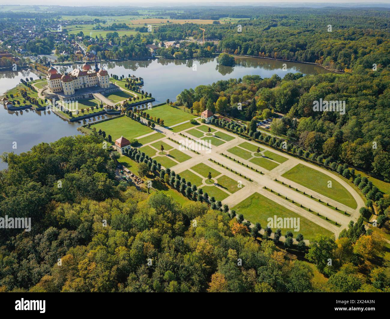 Moritzburg castle aerial hi-res stock photography and images - Alamy
