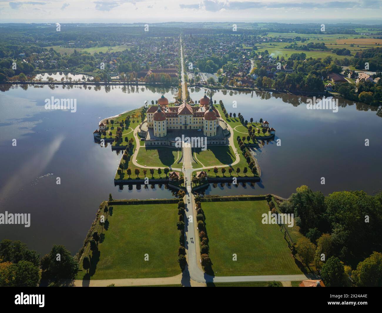 Moritzburg castle aerial hi-res stock photography and images - Alamy