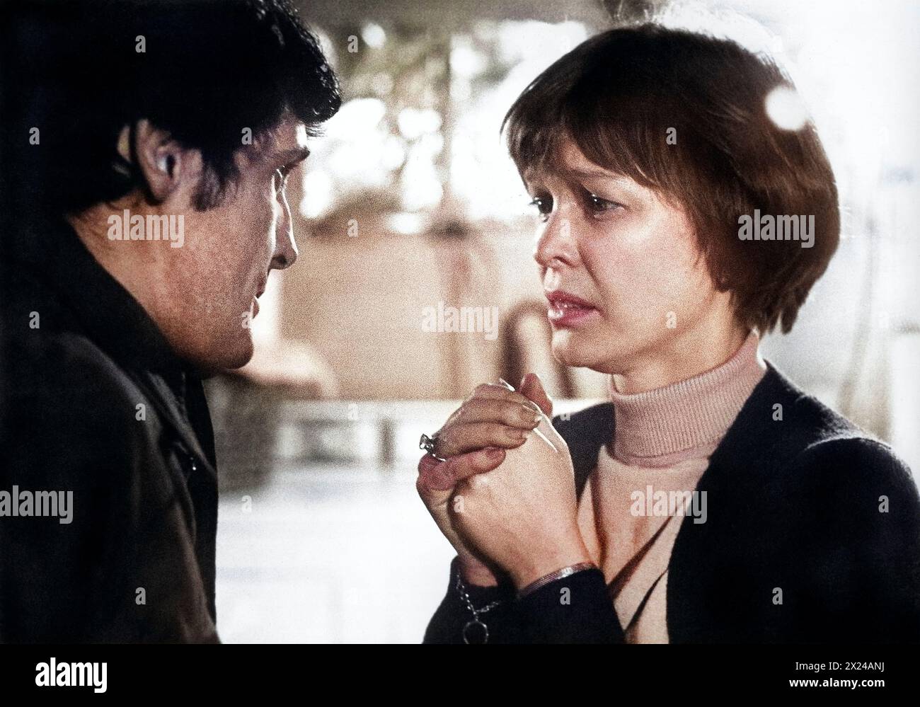 Jason Miller, Ellen Burstyn, on-set of the film, "The Exorcist", Warner ...