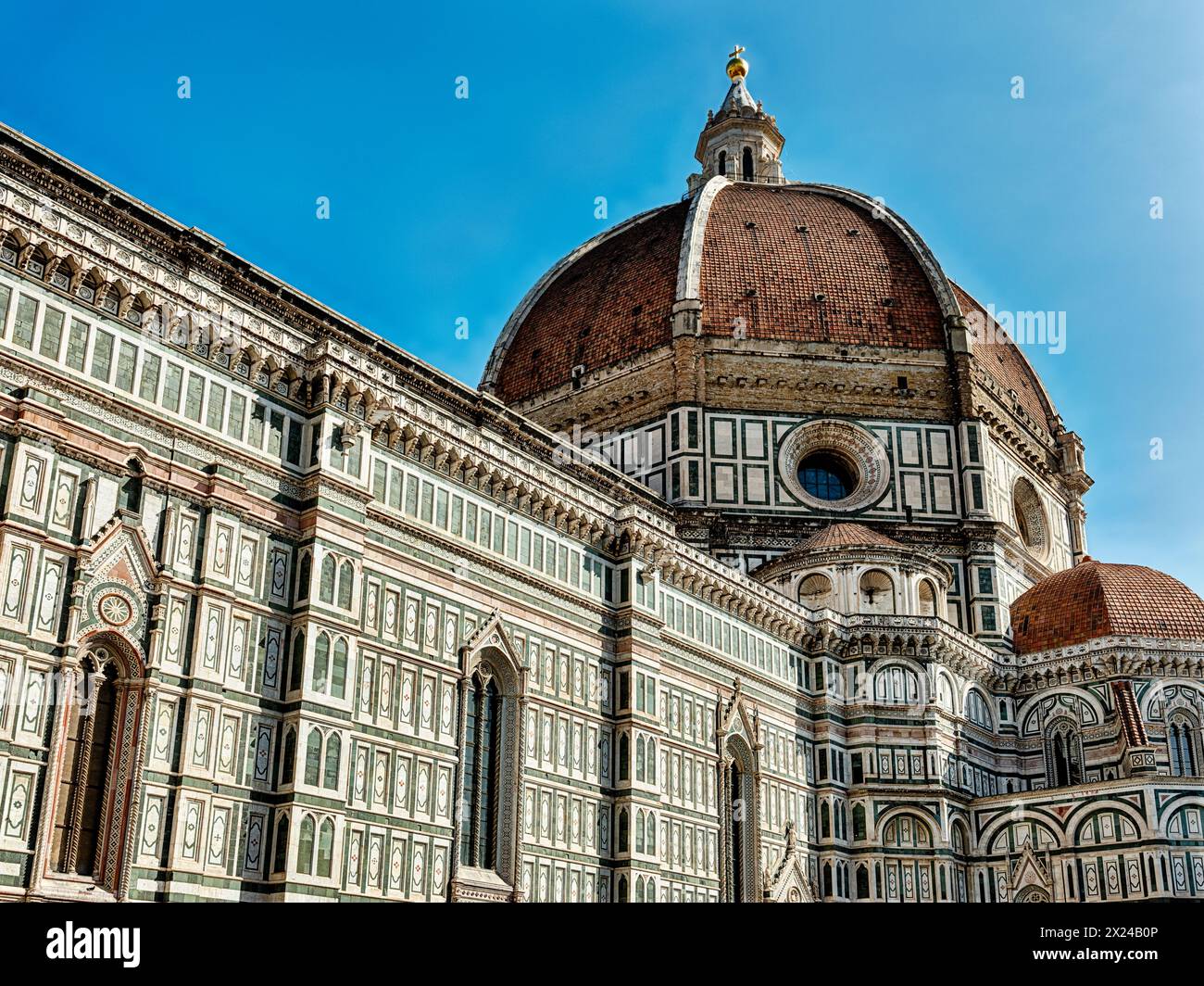 The famous dome, designed by Brunelleschi, of the landmark Duomo ...