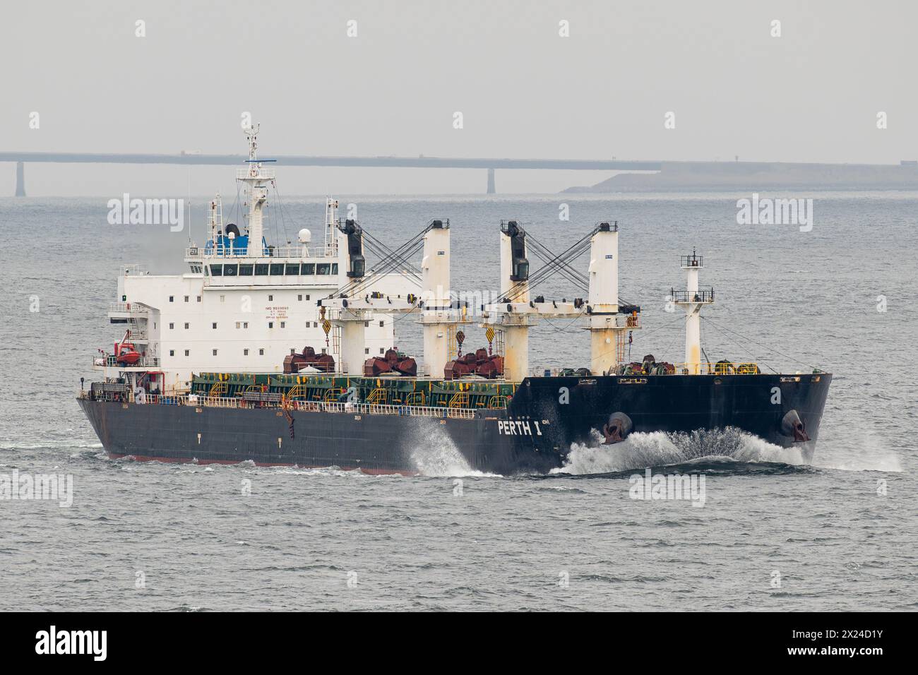 Bulkcarrier PERTH I Stock Photo - Alamy