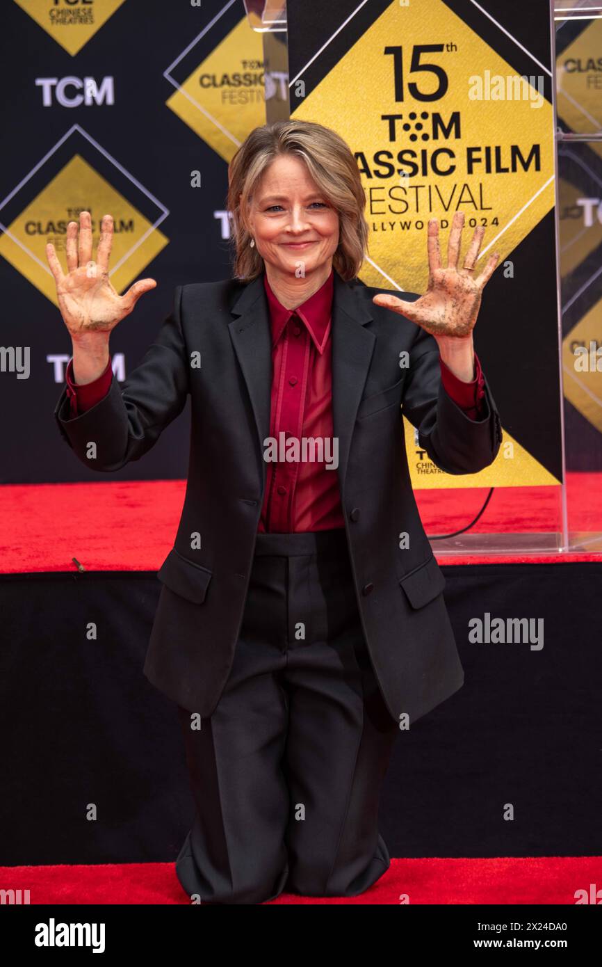 Jodie foster hand and foot print ceremony hi-res stock photography and ...
