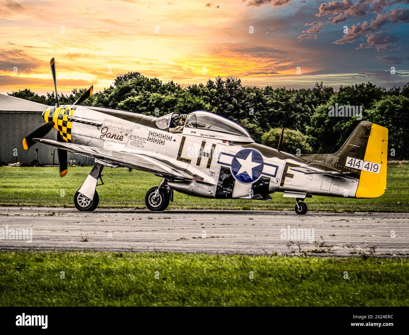 WW2 P51 Mustang taxiing on the Runway after a safe flight Stock Photo ...