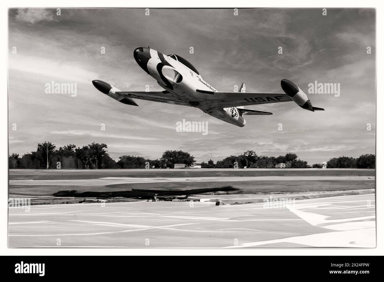 Lockheed t 33 thunderbird hi-res stock photography and images - Alamy