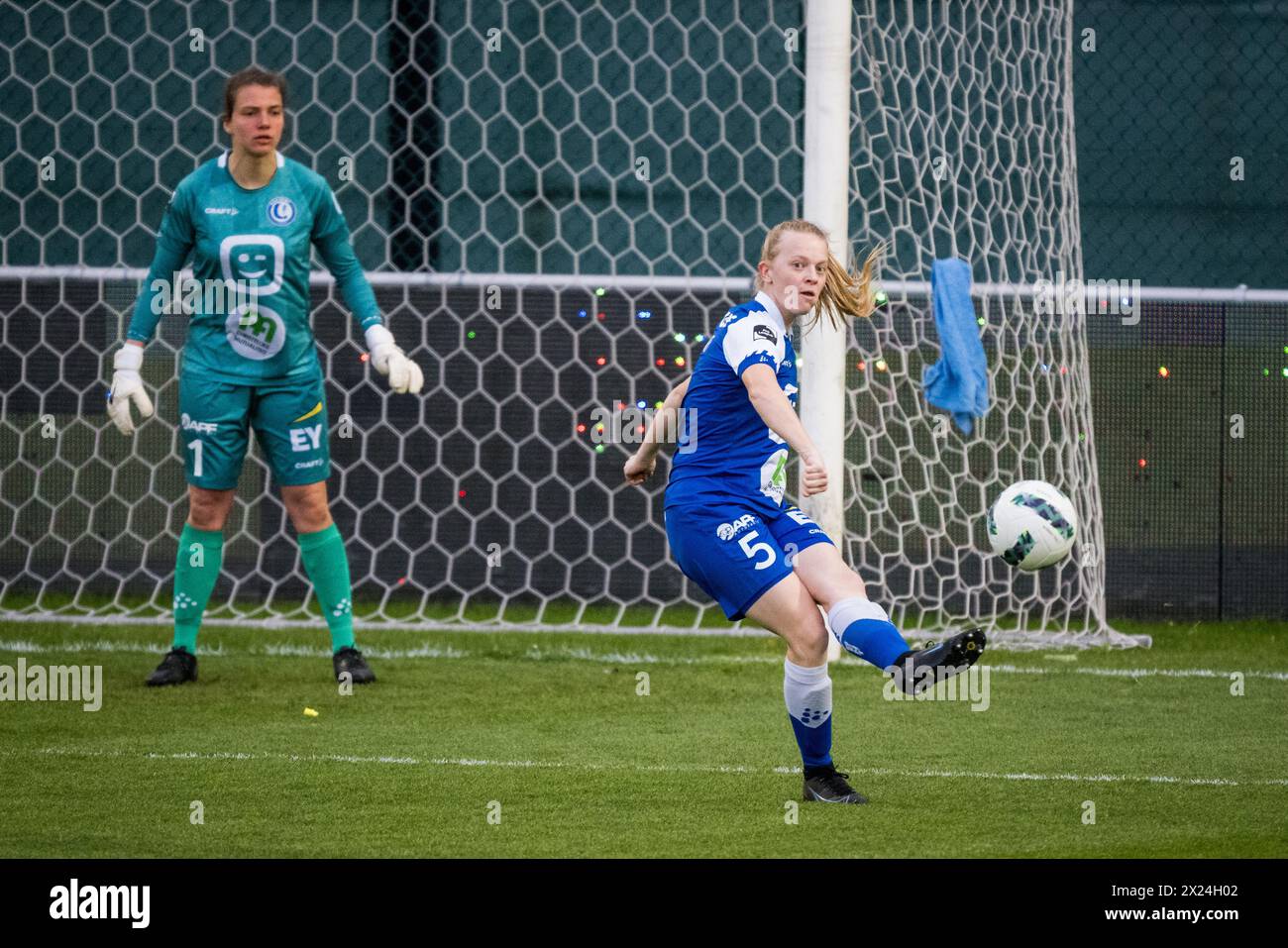 Gent, Belgium. 19th Apr, 2024. Kaa Gent Ladies's goalkeeper Riet Maes ...
