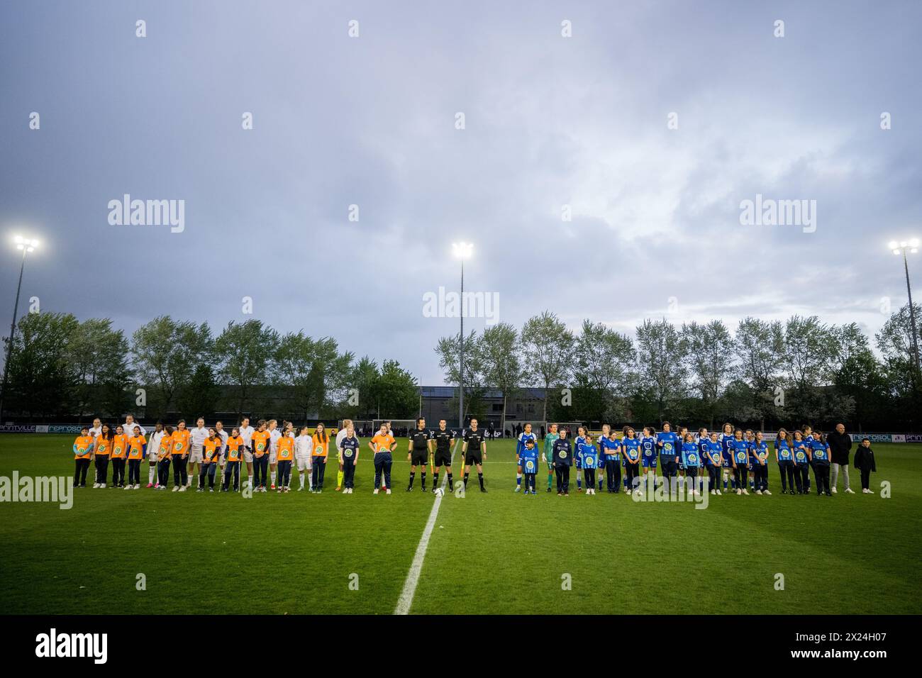 Gent, Belgium. 19th Apr, 2024. RSCA's players and Gent's players ...