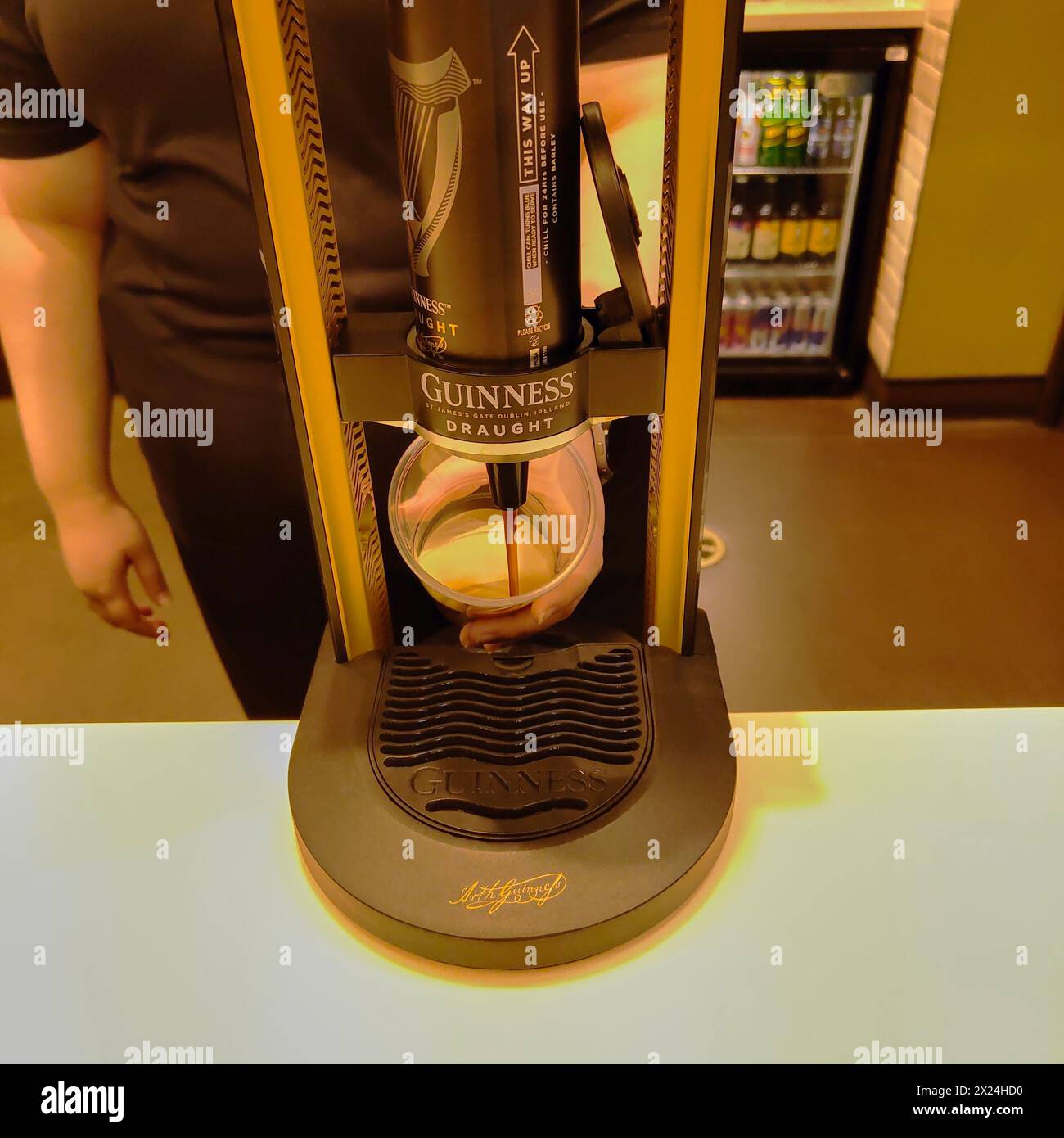 Showcase cinema alcohol hi-res stock photography and images - Alamy