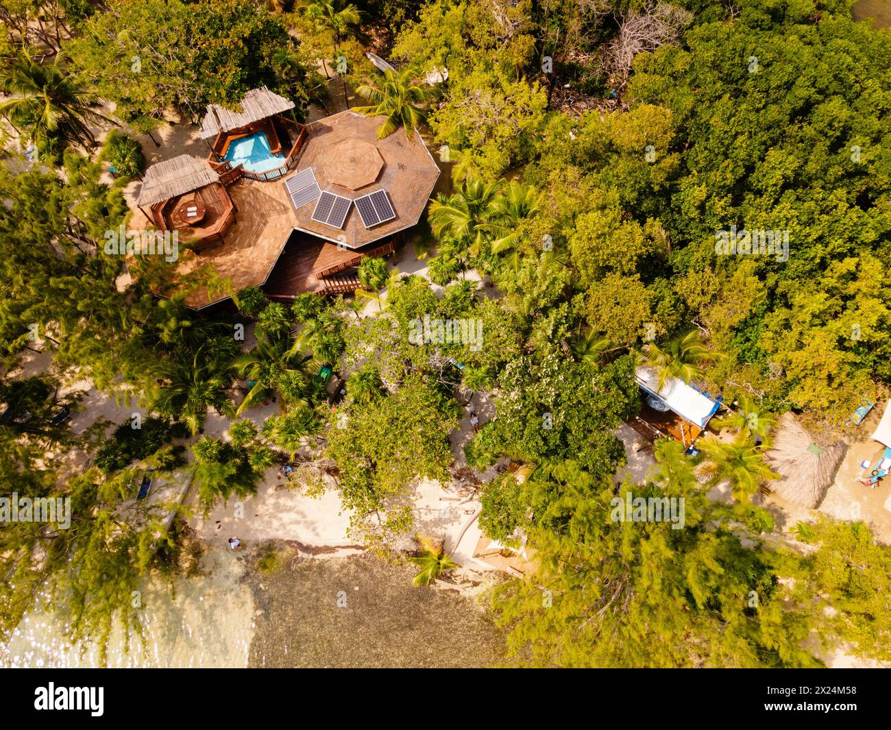 Aerial photograph of the Lime Cay Resort, Roat‡n, Honduras Stock Photo ...