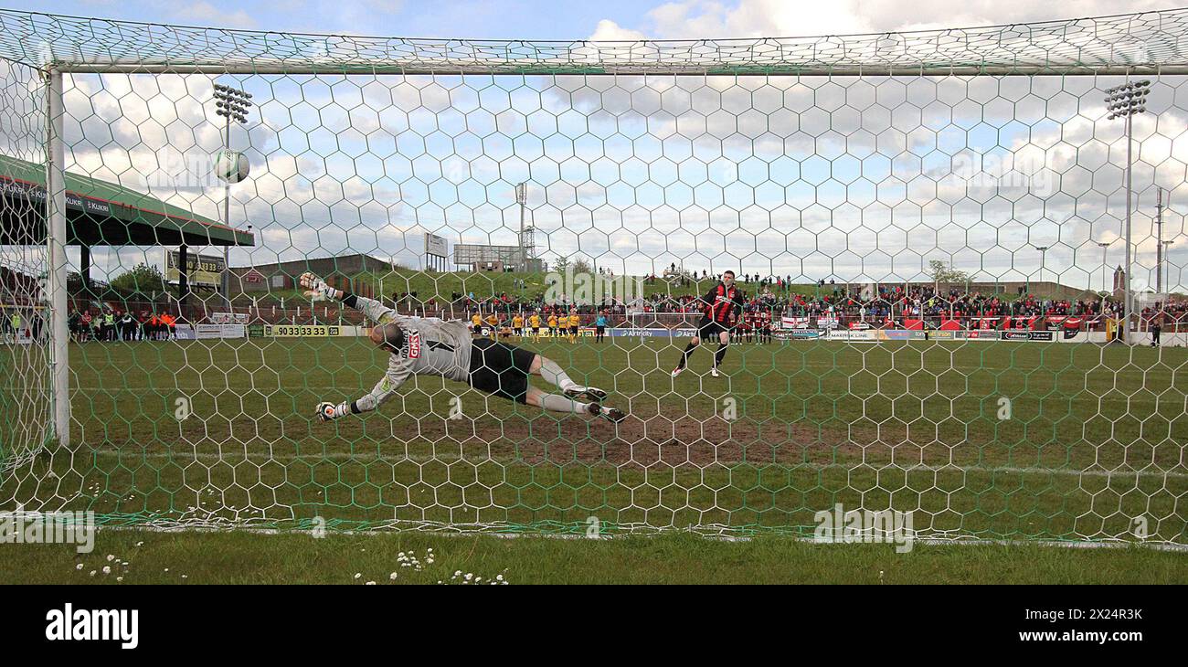 Stuart Dallas Crusaders FC. Stuart Dallas playing for Crusaders in 2012 ...