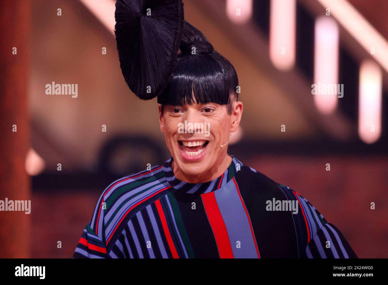 Juror Jorge Gonzalez in der siebten Live-Show bei der 17. Staffel der ...