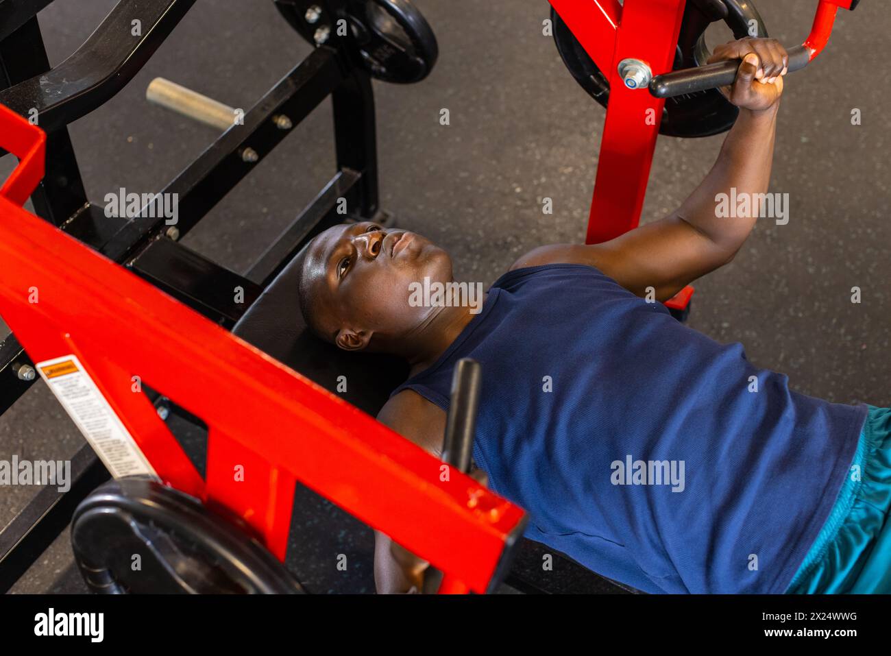 Chest press hi-res stock photography and images - Alamy