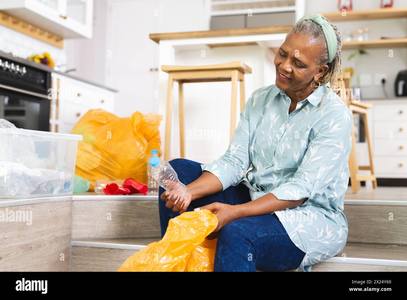 Sorting table hi-res stock photography and images - Alamy