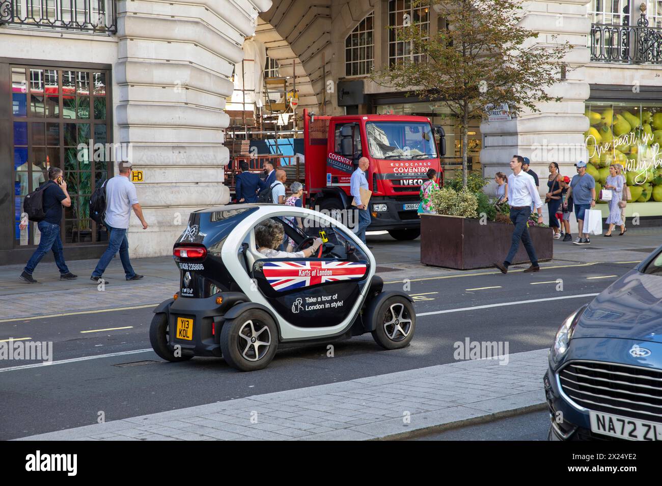 Kart hire hi-res stock photography and images - Alamy