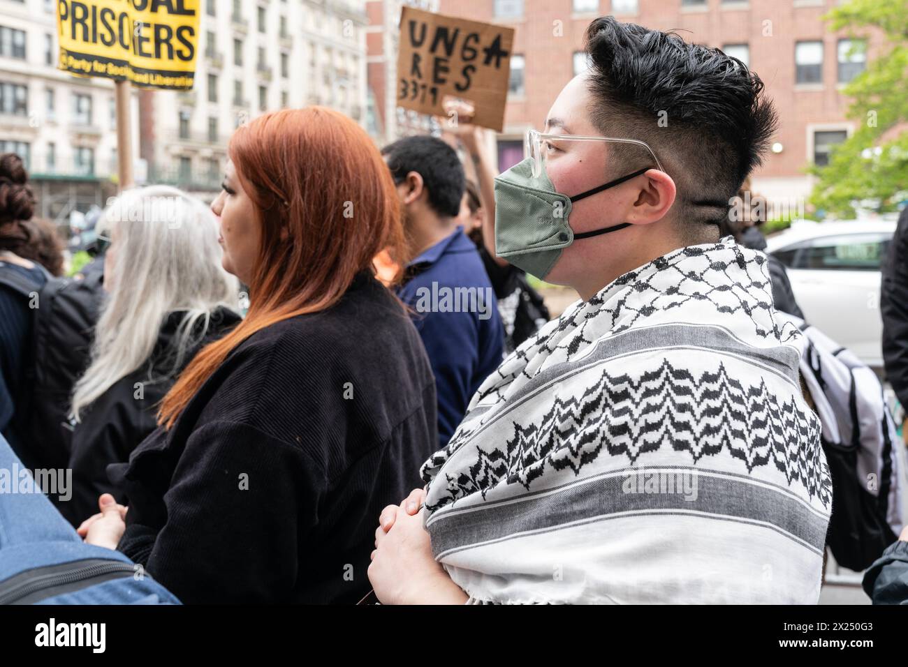 Supporters from various groups and some students continue pro ...