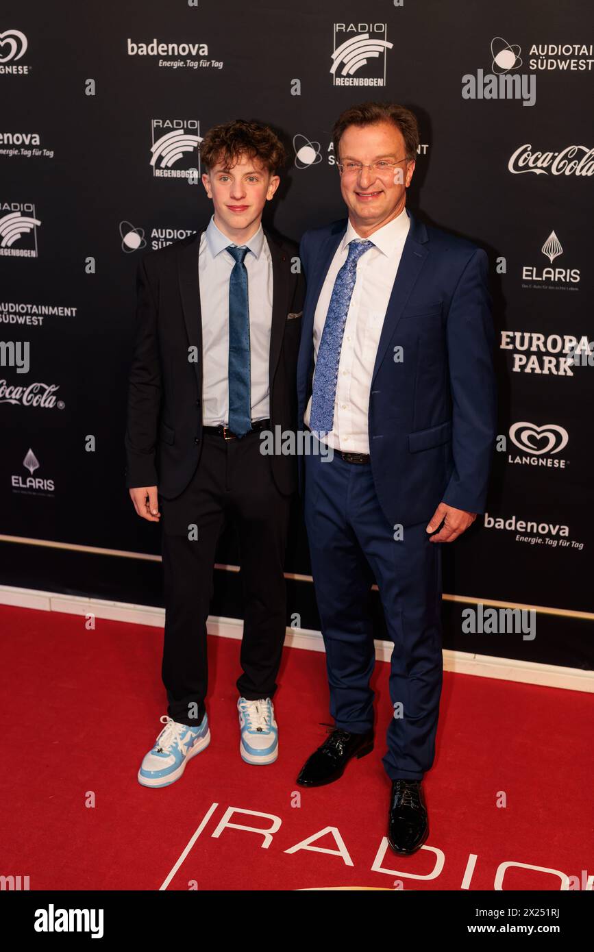 Rust, Germany. 19th Apr, 2024. Matthias Reinschmidt (r), Director of ...