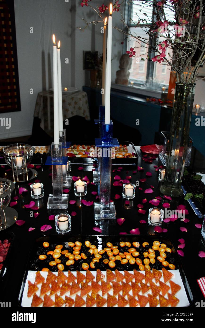 Large buffet table hi-res stock photography and images - Alamy