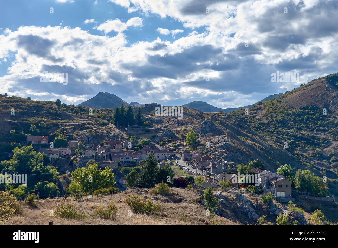 Caves valporquero leon spain hi-res stock photography and images - Alamy