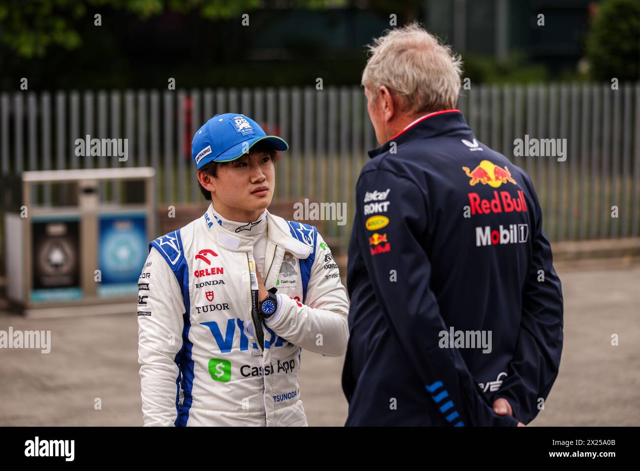 The racing manager app hi-res stock photography and images - Alamy