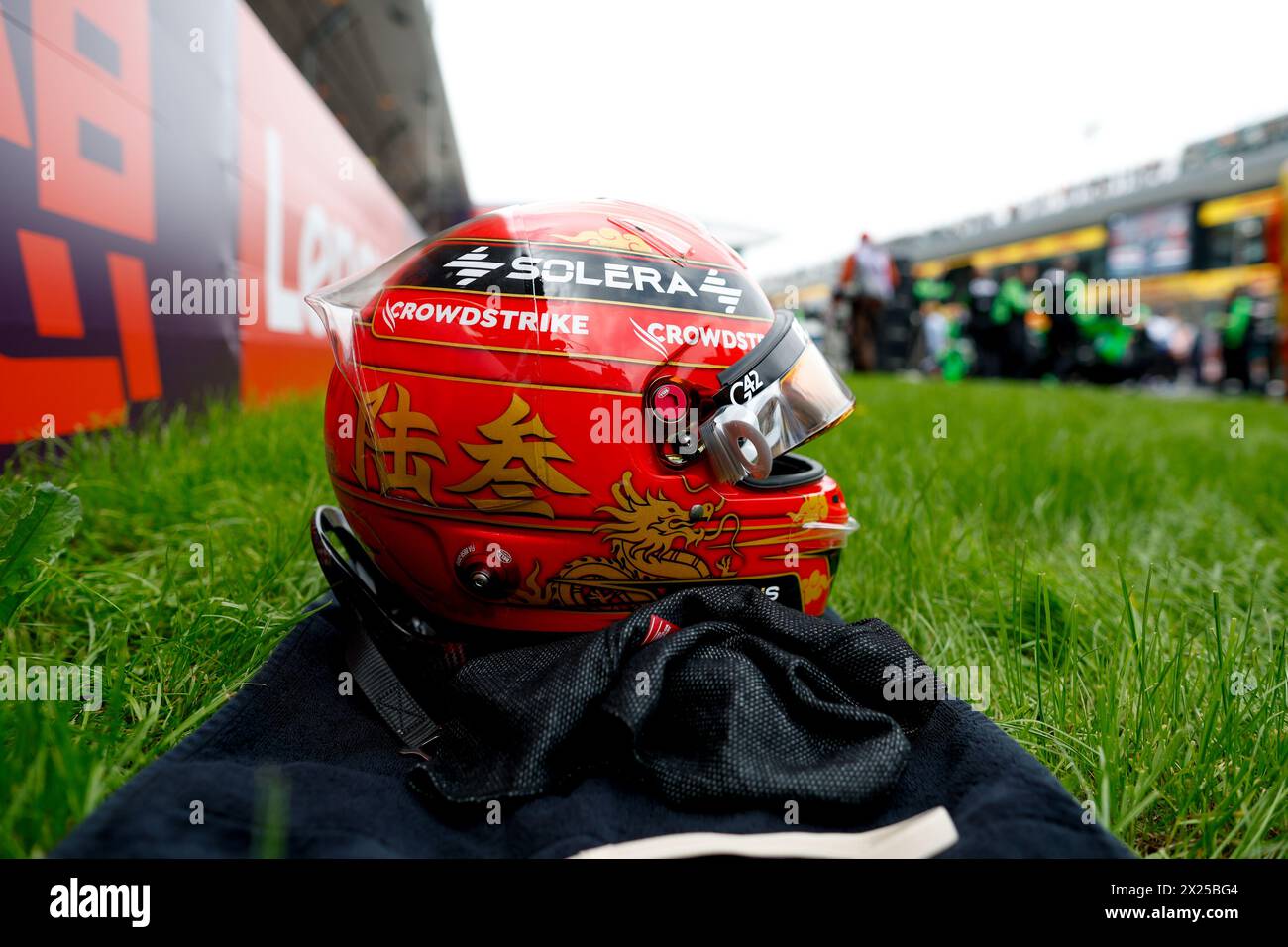 RUSSELL George (gbr), Mercedes AMG F1 Team W15, helmet during the ...