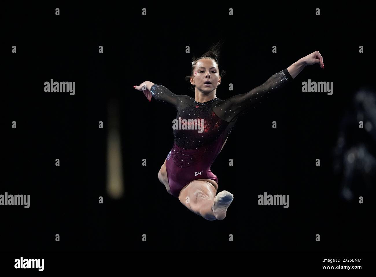 Alabama's Cameron Machado competes on the floor exercise during the ...