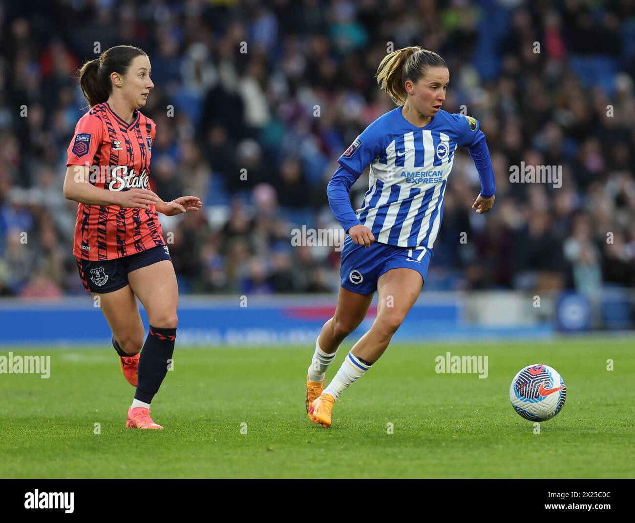 Brighton, UK. 19th Apr, 2024. Brighton's Tatiana Pinto in action during ...