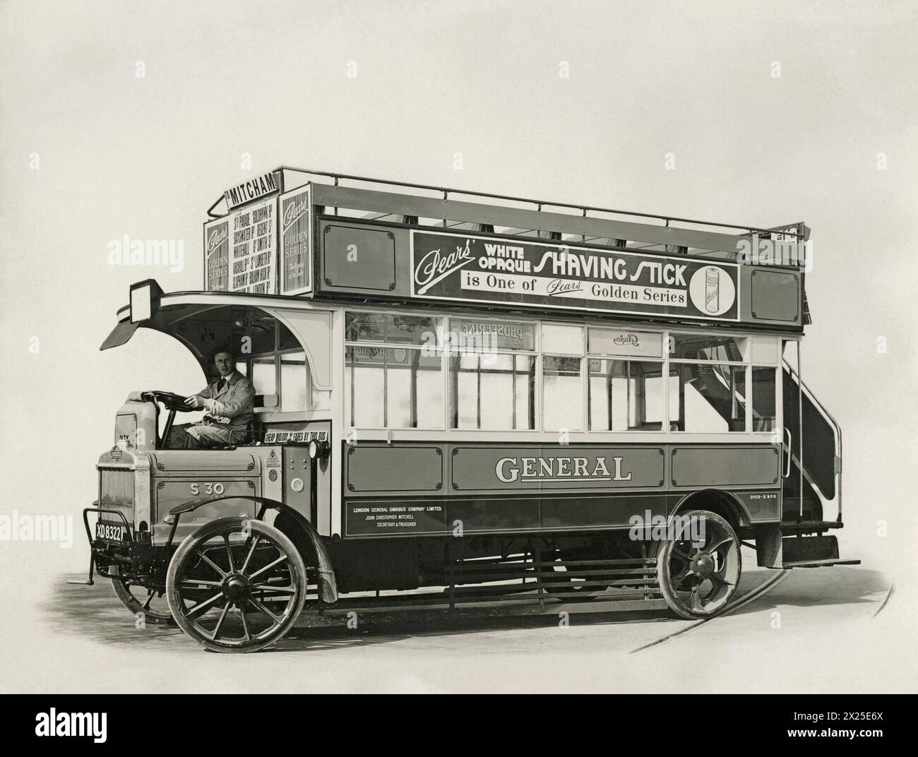 Omnibus hi-res stock photography and images - Alamy