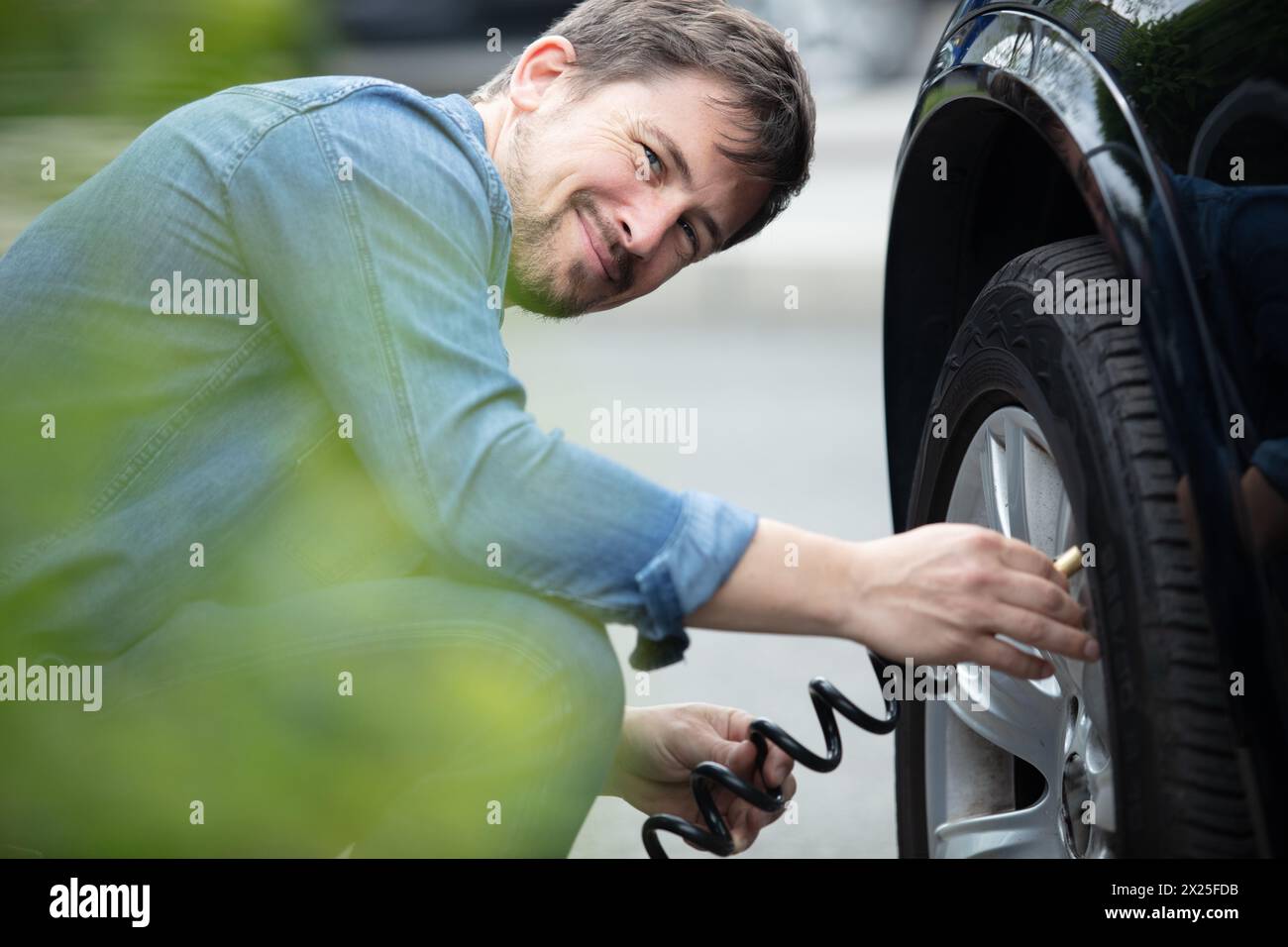 Inflated tires hi-res stock photography and images - Alamy