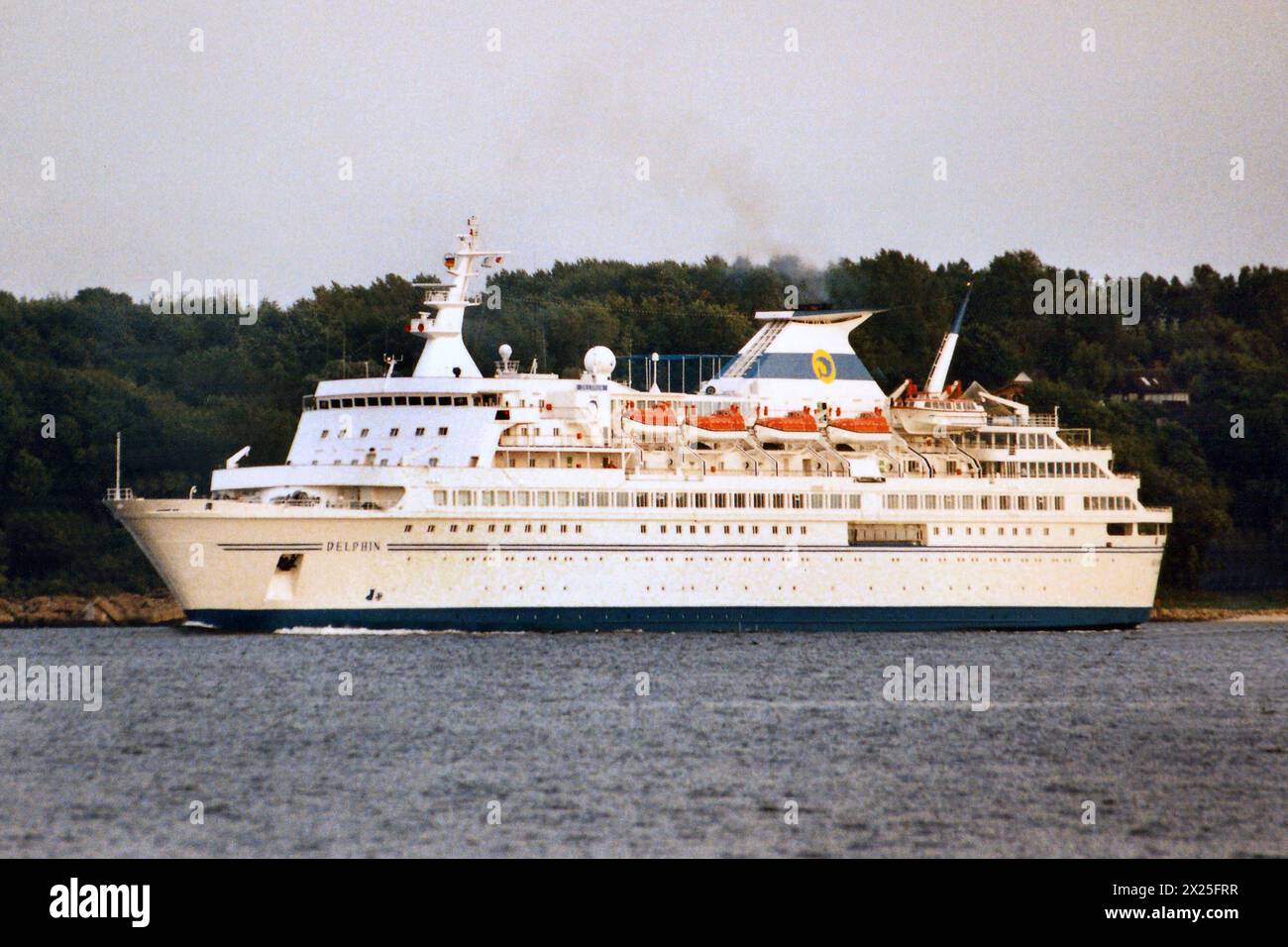 Ms delphin hi-res stock photography and images - Alamy
