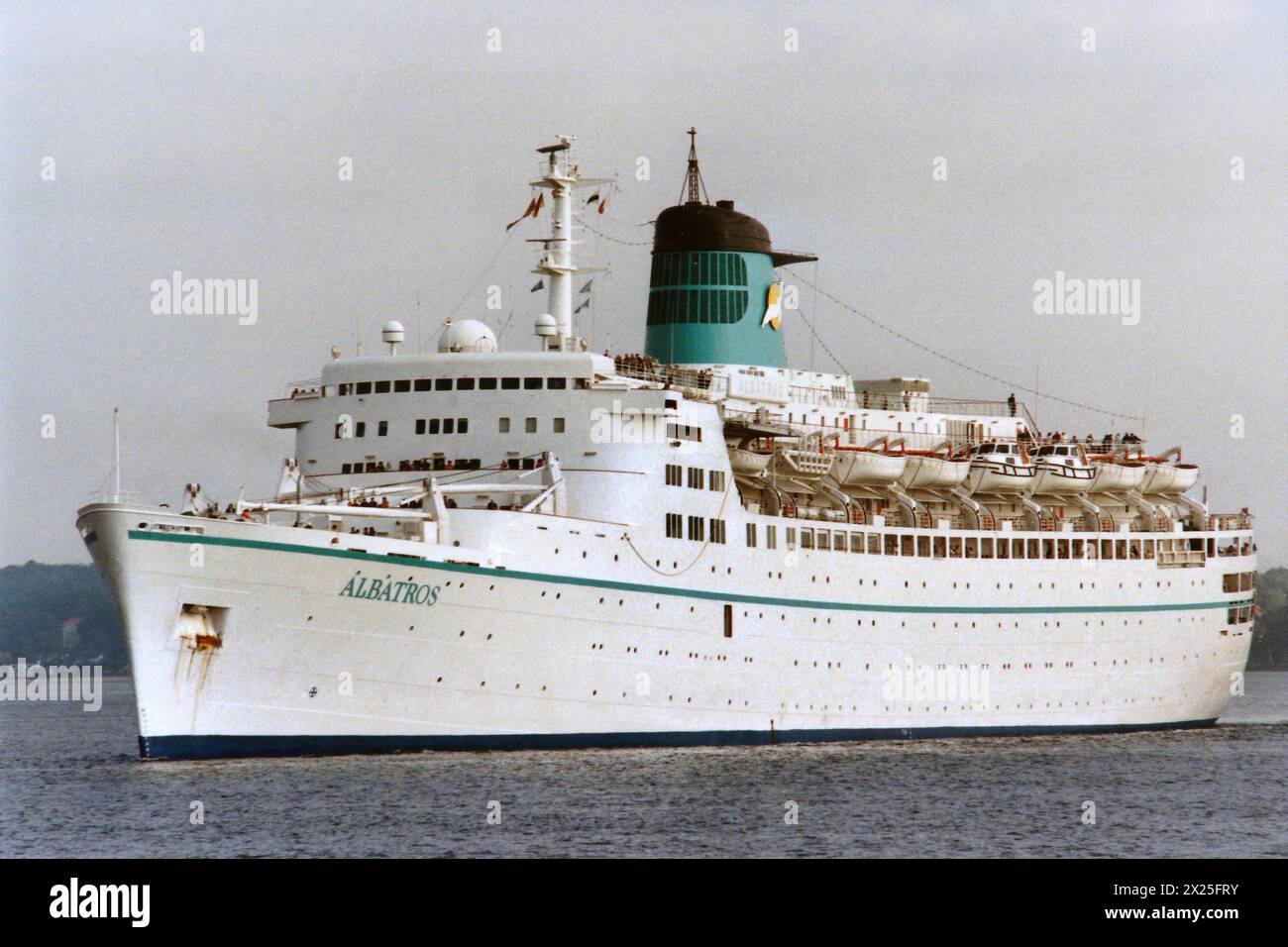 Kreuzfahrt- Archiv - weltweit alte Kreuzfahrtschiffe im Nord-Ostsee ...