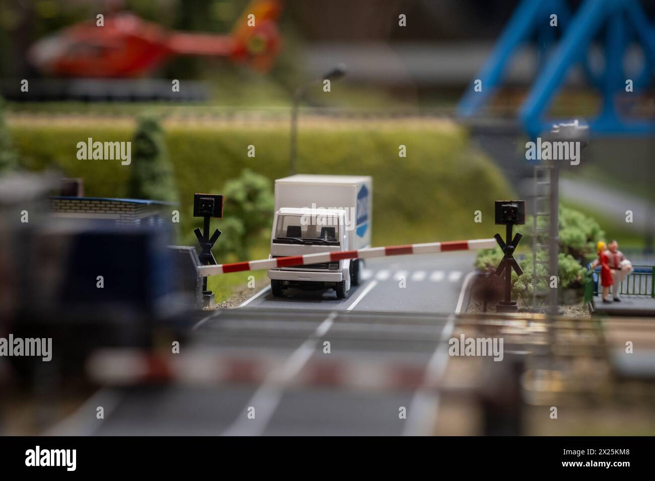 A layout on the scale of urban objects, a railway and various transport ...