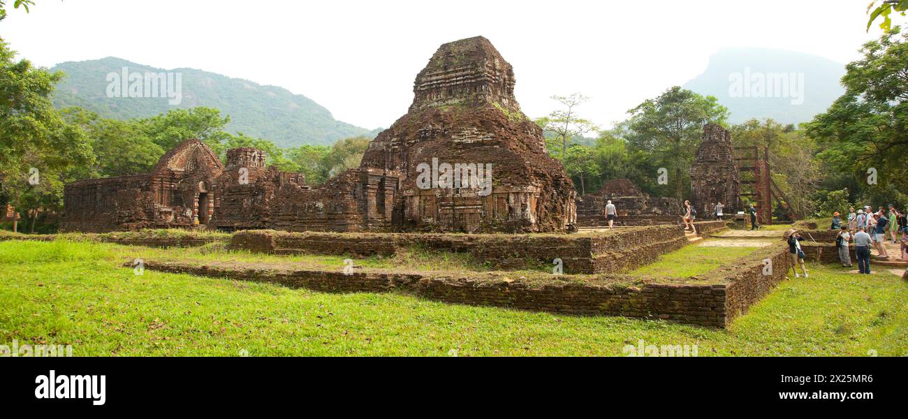 My Son, Cham archaelogical site, Hindu temples, Vietnam Stock Photo - Alamy