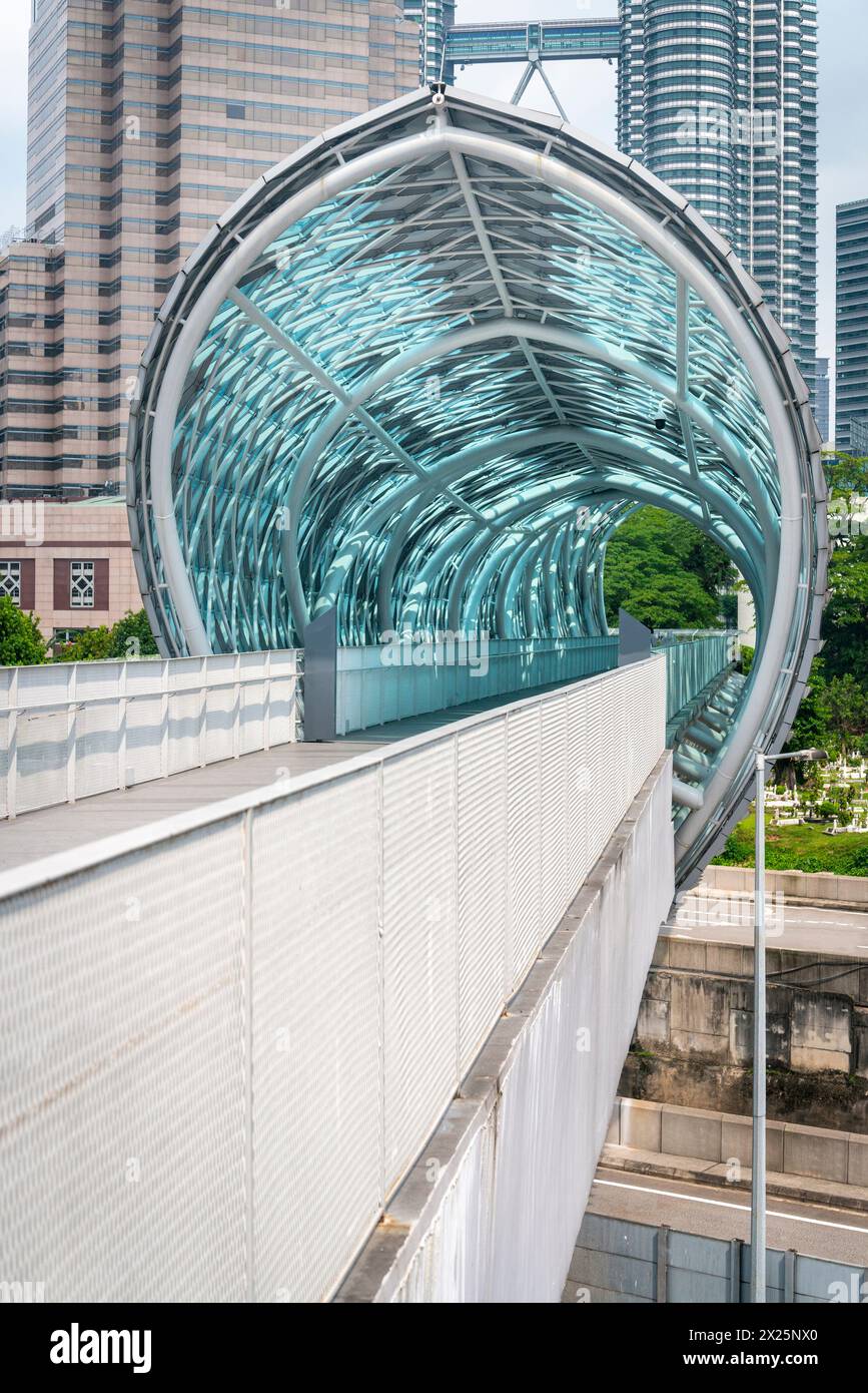 Arched covered footbridge hi-res stock photography and images - Alamy