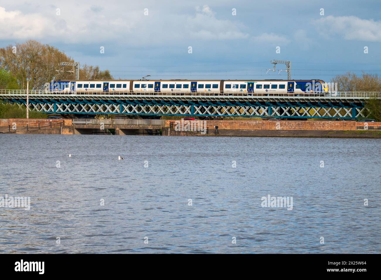 Carr mill viaduct hi-res stock photography and images - Alamy