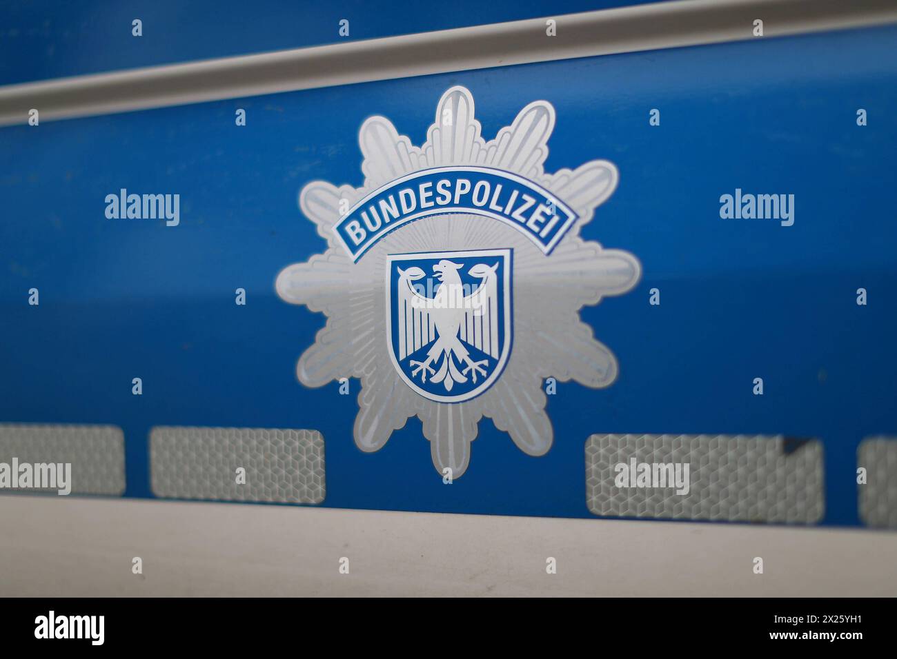 Polizeiauto wappen hi-res stock photography and images - Alamy