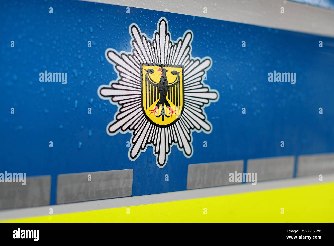 Wappen stehen hi-res stock photography and images - Alamy