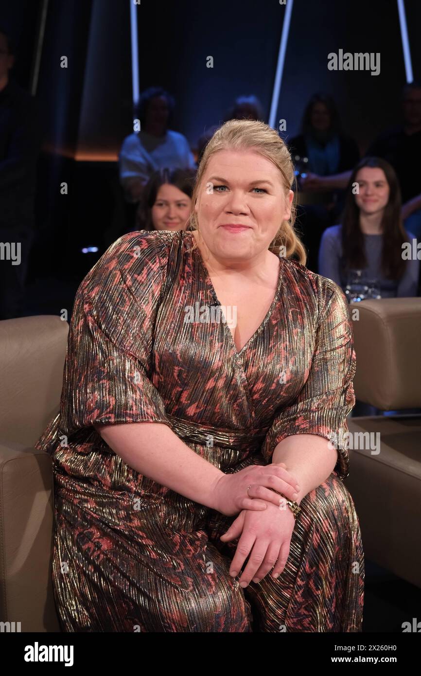 Gisa Flake, Schauspielerin, Kabarettistin und Sängerin, zu Gast in der NDR Talk Show, Fototermin ...