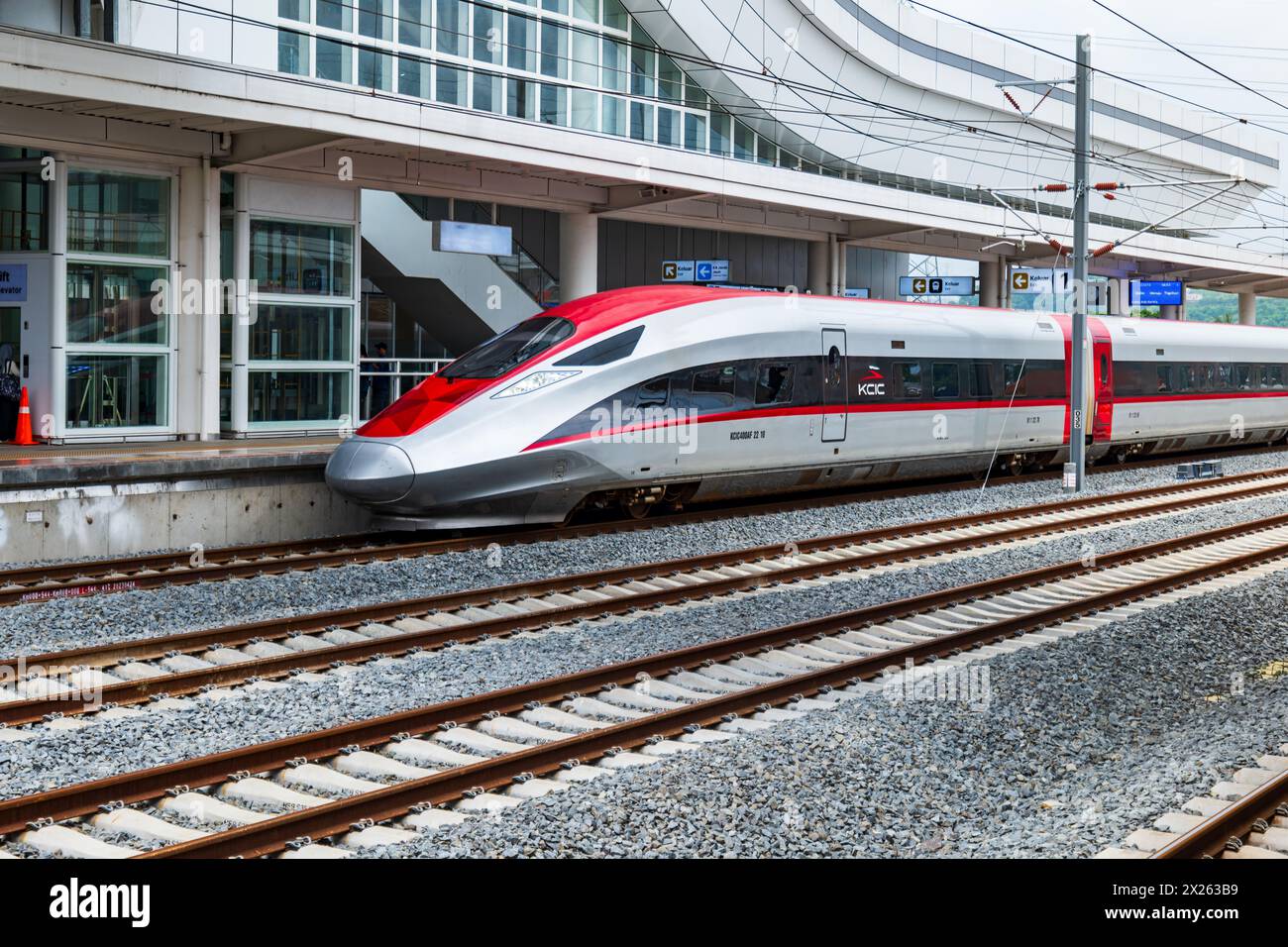 Jakarta bandung fast train station hi-res stock photography and images ...