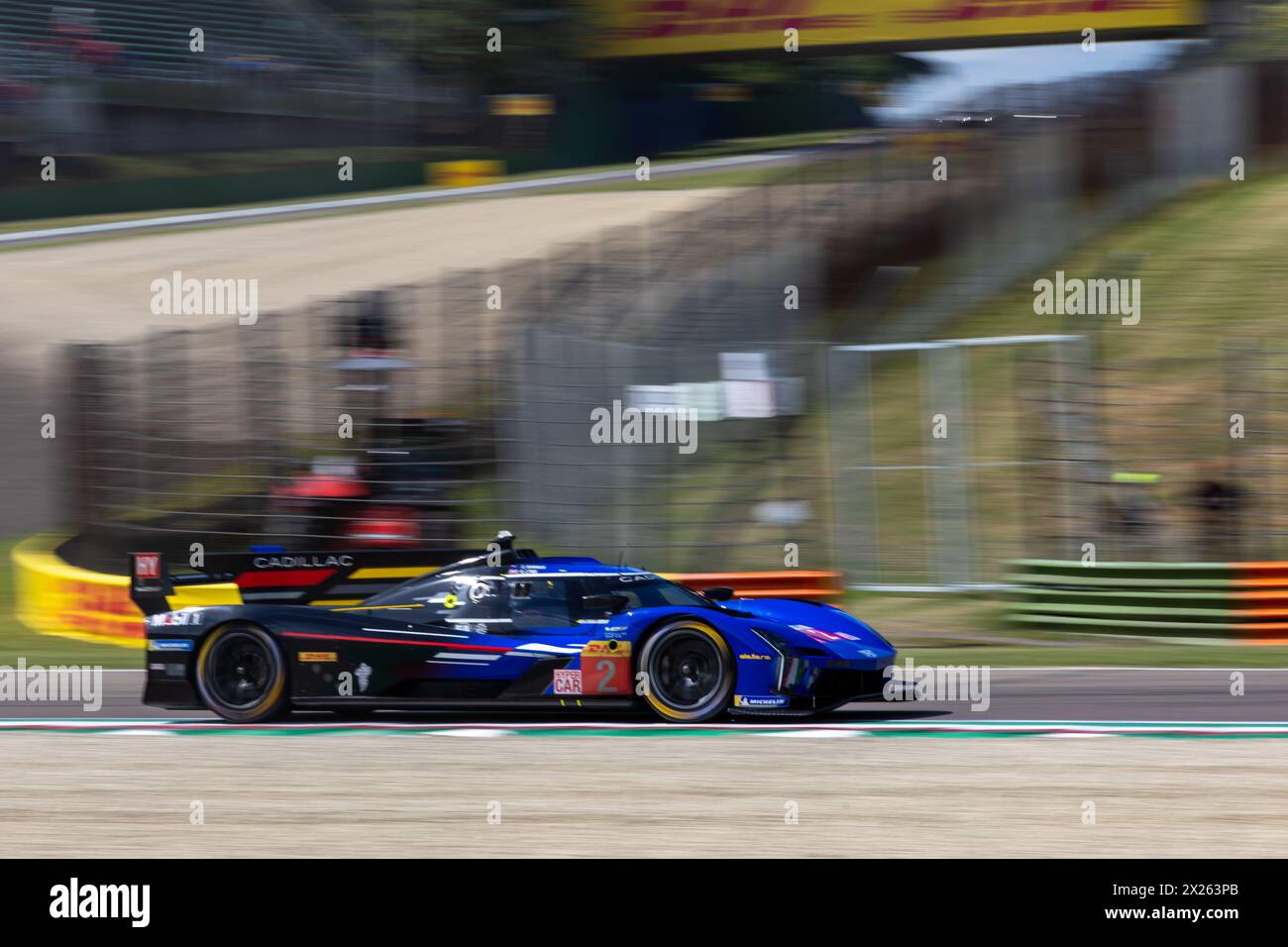 CADILLAC RACING (USA), Cadillac V-Series.R - Earl Bamber (NZL), Alex ...