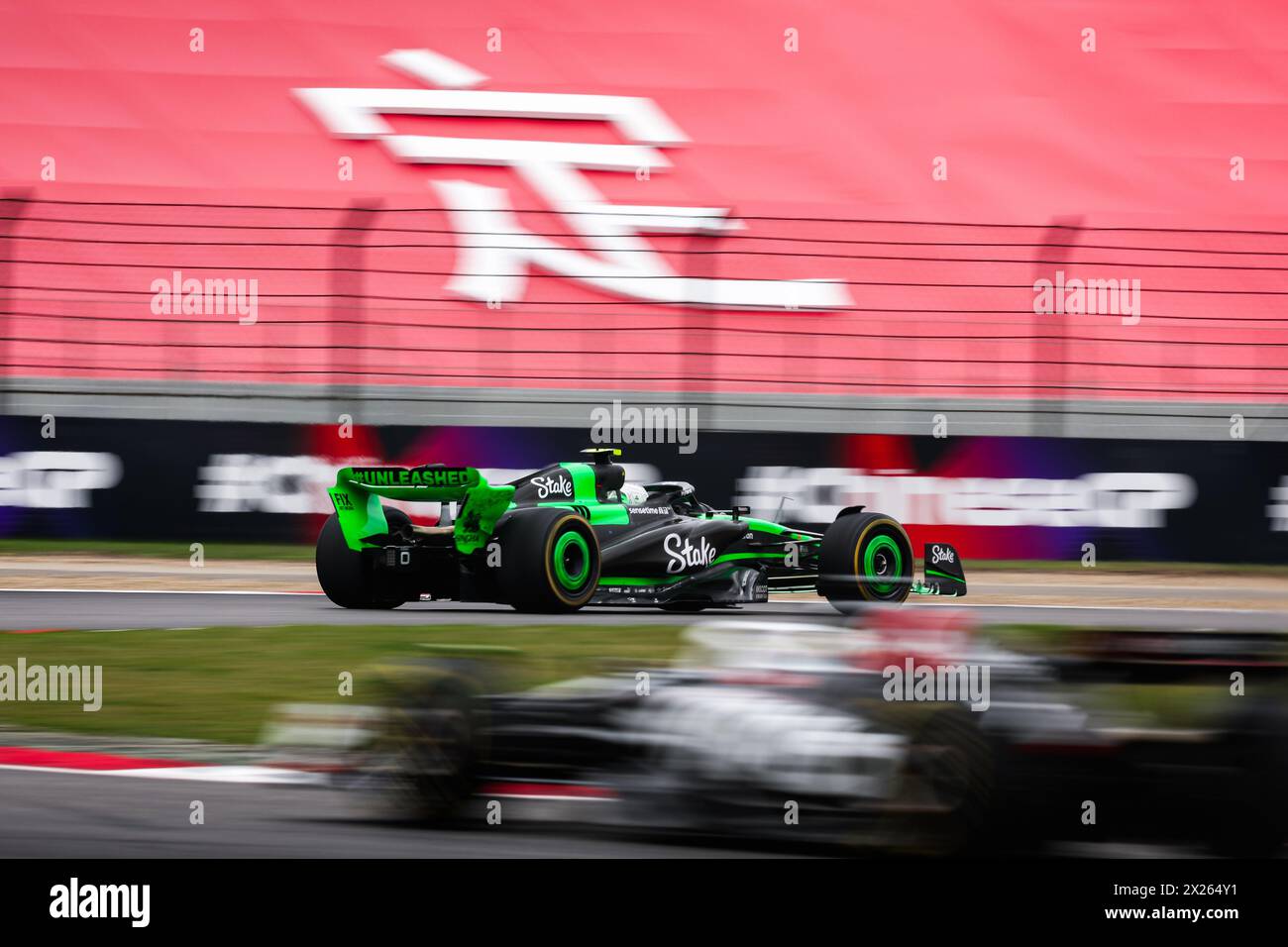 24 ZHOU Guanyu (chi), Stake F1 Team Kick Sauber C44, action during the ...