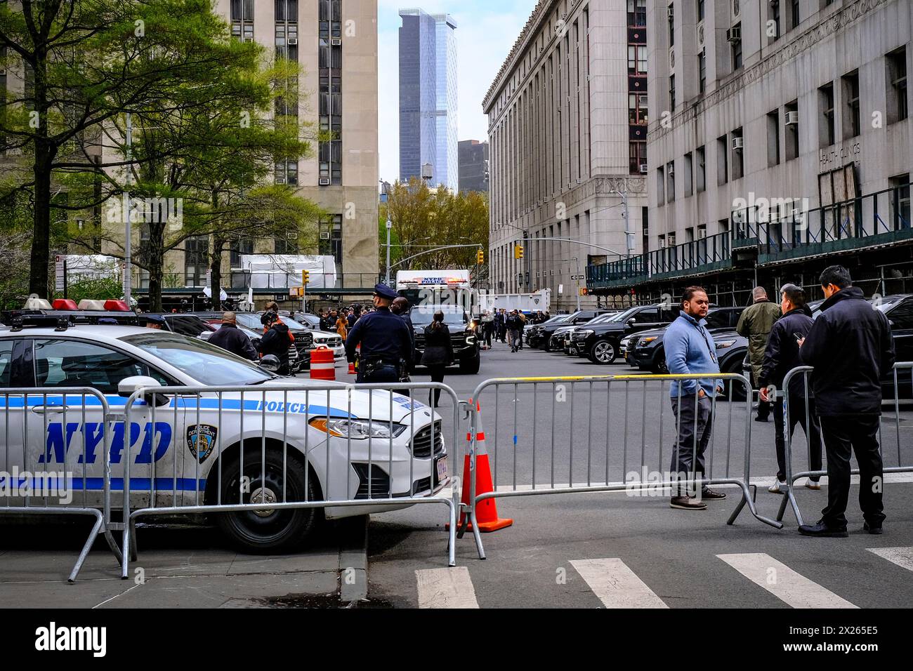 New York, NY, USA. 19th Apr, 2024. Police patrol after Maxwell ...