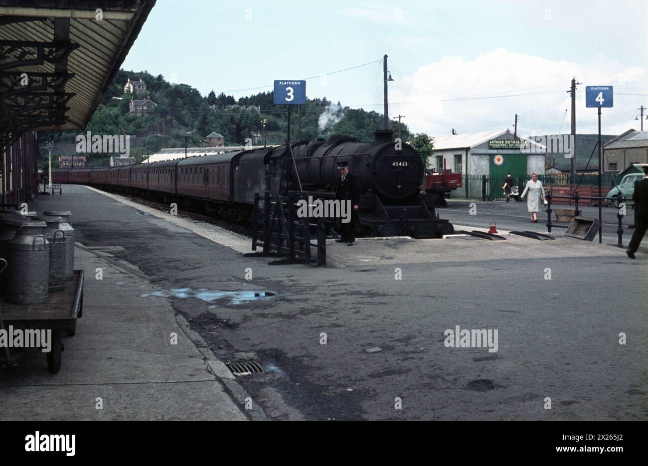 Oban station hi-res stock photography and images - Alamy