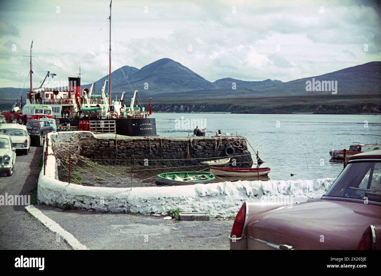 Mv lochiel hi-res stock photography and images - Alamy