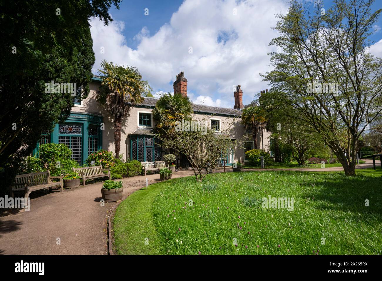 The Parsonage Gardens, Fletcher Moss botanical garden, Didsbury ...