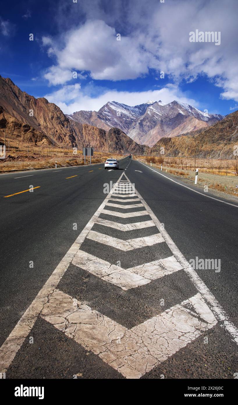 Plateau and landforms hi-res stock photography and images - Alamy