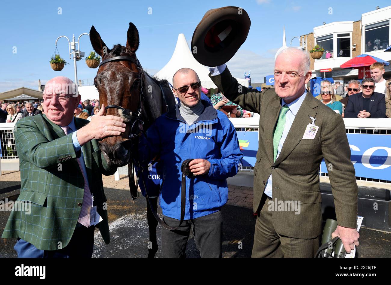 Winning horse Macdermott with trainer Willie Mullins (right) after ...