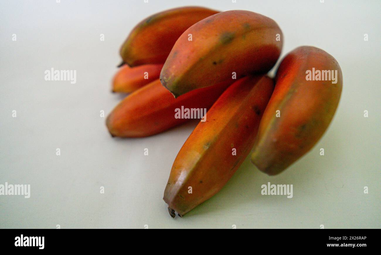 Musa sapientum var rubra hi-res stock photography and images - Alamy